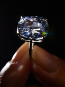 The many lives of the Hope Diamond: history, curse, value, and fame | ADIF