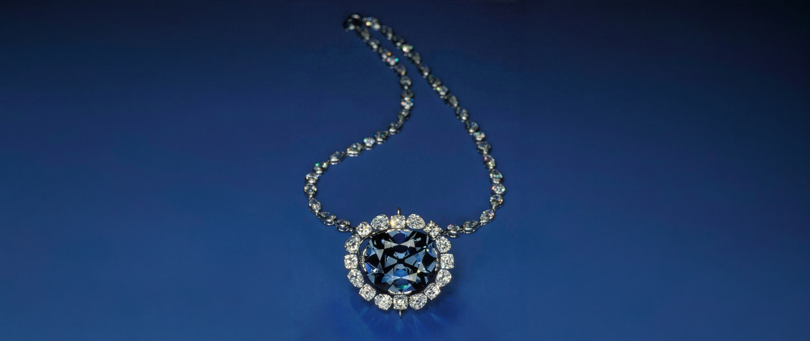 The many lives of the Hope Diamond: history, curse, value, and fame | ADIF